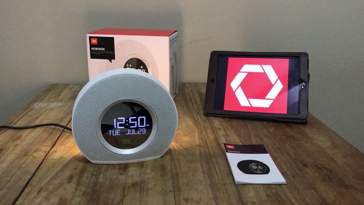 Rádio relógio da JBL é o mais novo lançamento da marca e custa a partir ...